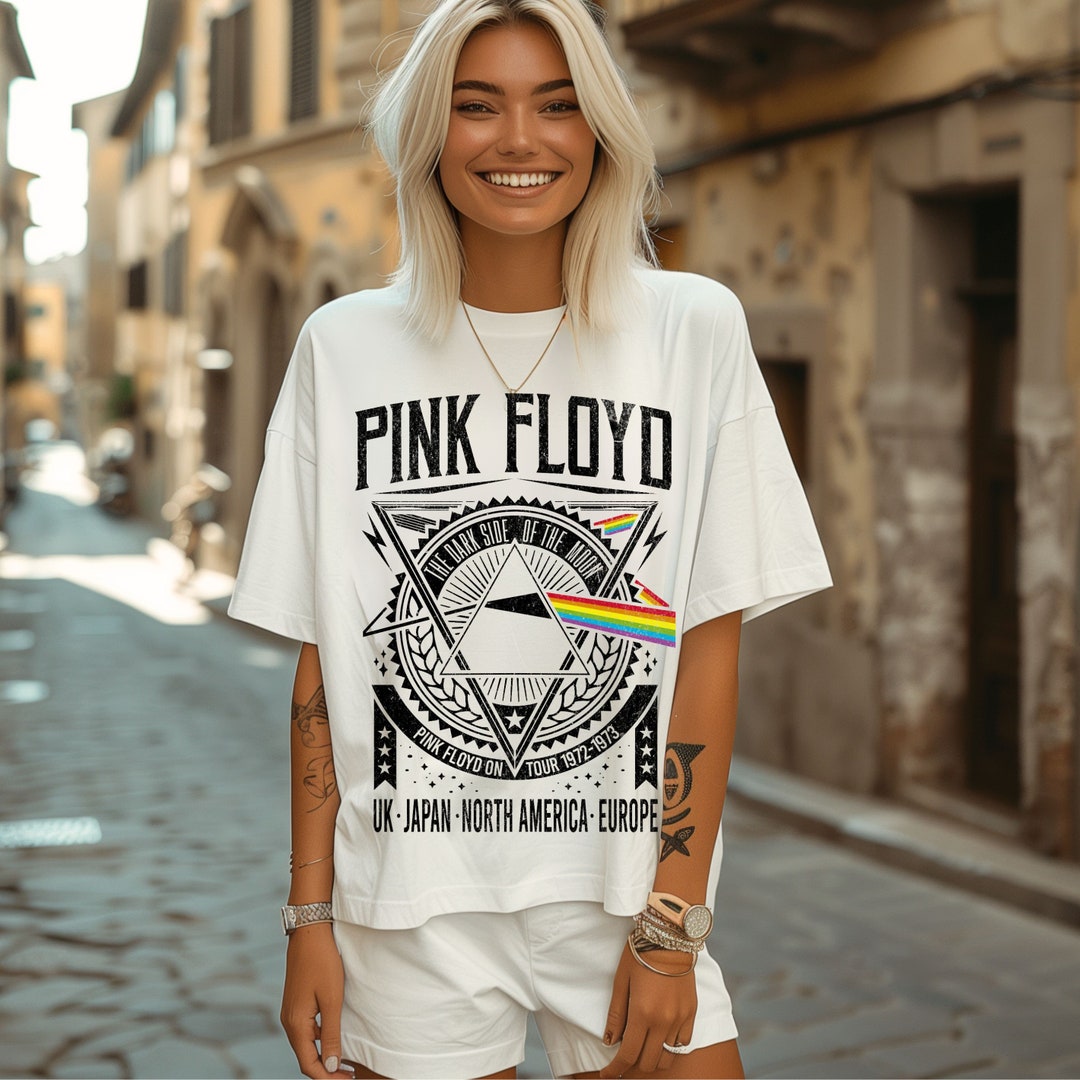 Retro Rock Band Graphic Tee, Nostalgic Music Lover Tee, 80s Band ...