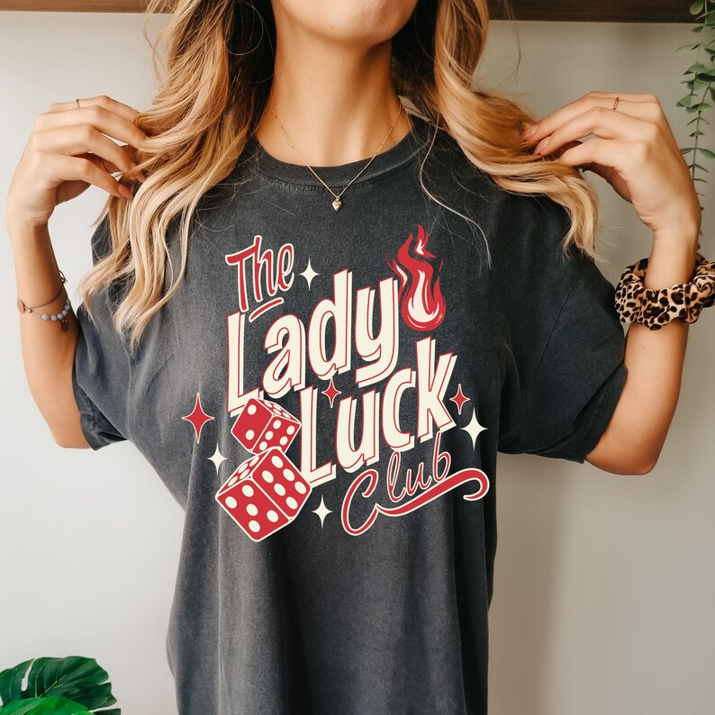 Lady Luck Club Graphic Tee, Retro Aesthetic Dice Tshirt, Trendy ...