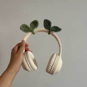 Crochet Sprout Leaf Accessory - Etsy