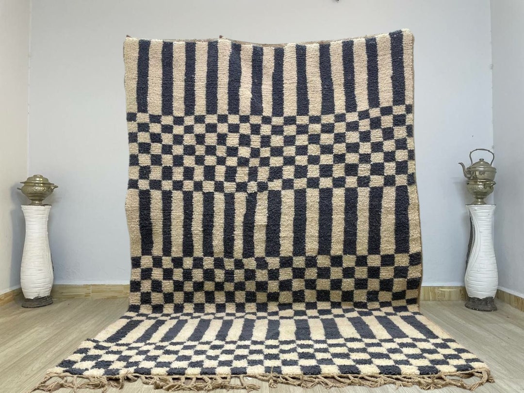Large White and Black Checkered Rug, Moroccan Berber Checkered Rug ...