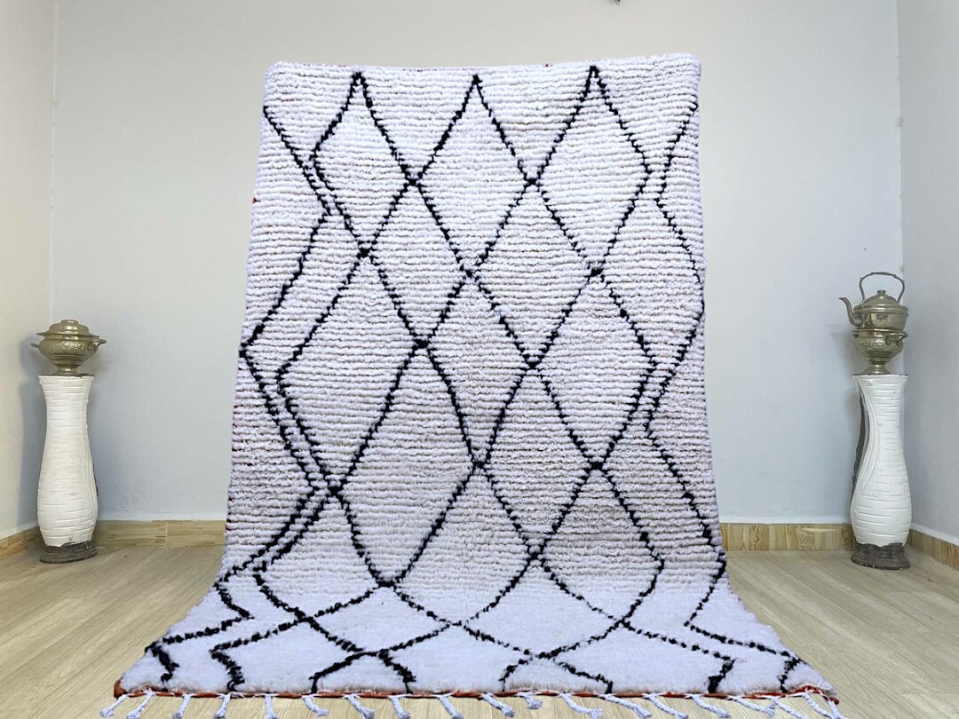 Handmade Moroccan Checkered Rug - Black and Off-white Berber ...