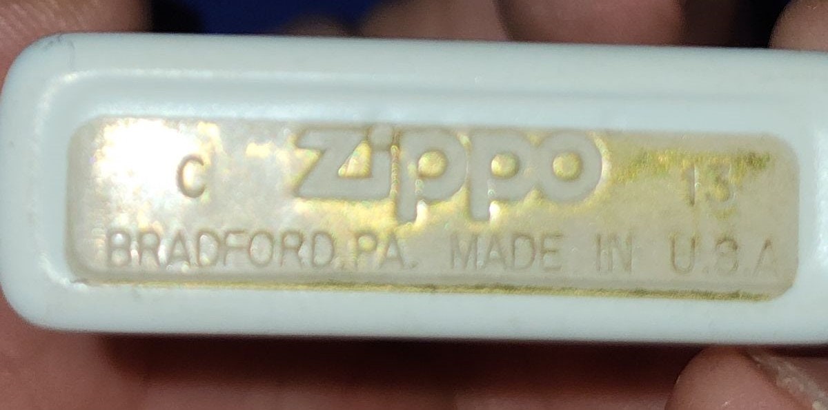 2013 Zippo Lighter in White Still Has Spark Just Needs Fluid. - Etsy