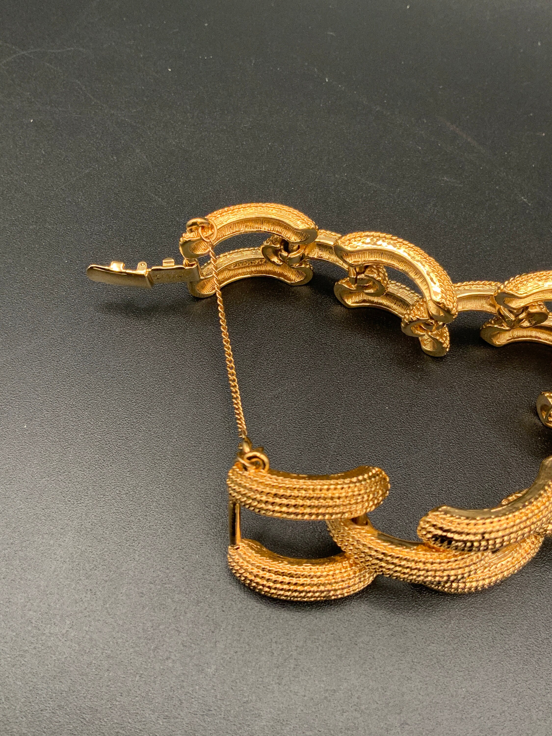 Rare Gold Plate Tank Tread Chain Bracelet Vintage Monet - Etsy