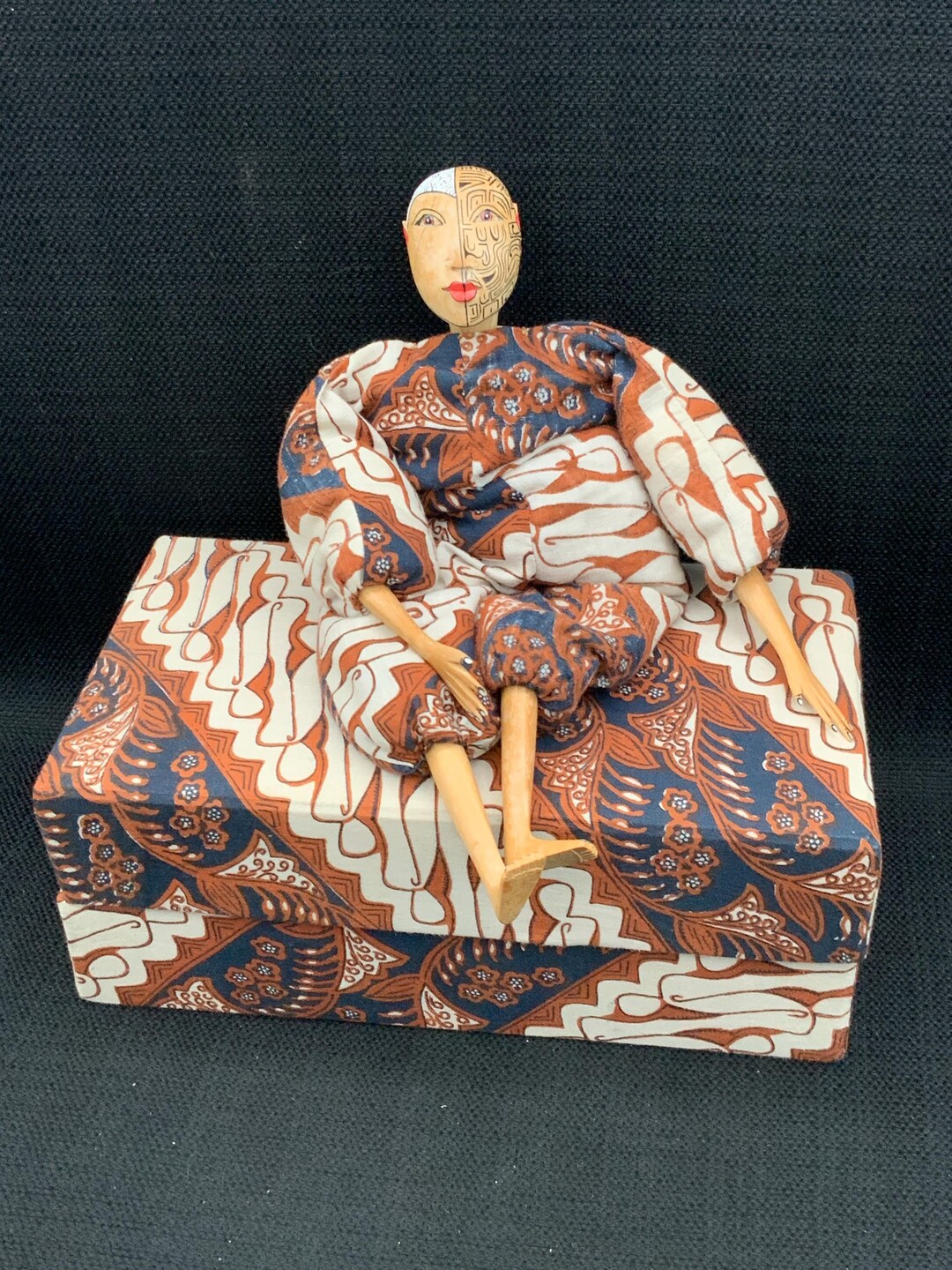 Indonesian Boneka Doll: Batik Outfit, Bali Tattooed Face, Matching Box ...