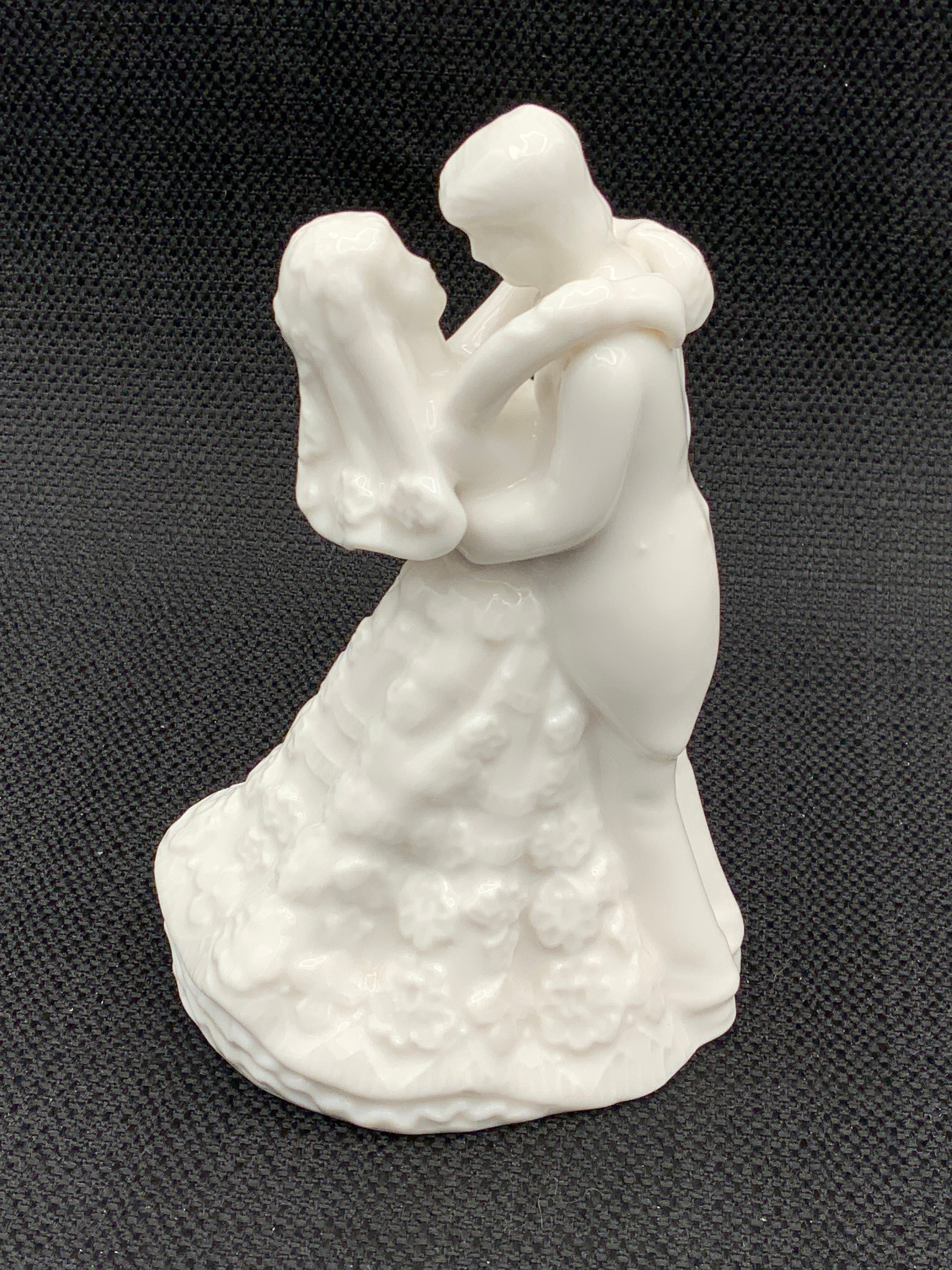 La Vie Bride and Groom Figurine, Wedding Statue, Wedding Cake Topper ...