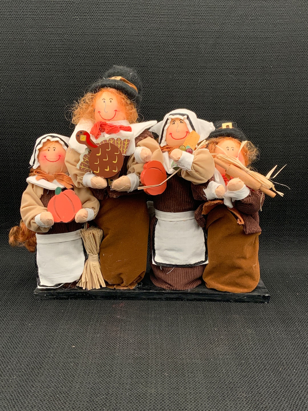 Pacific Rim Thanksgiving Pilgrim Family Figurines: Harvest Decor - Etsy