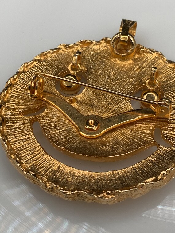 Smiley Face 60s 70s vintage Brooch Pin and Necklace P… - Gem