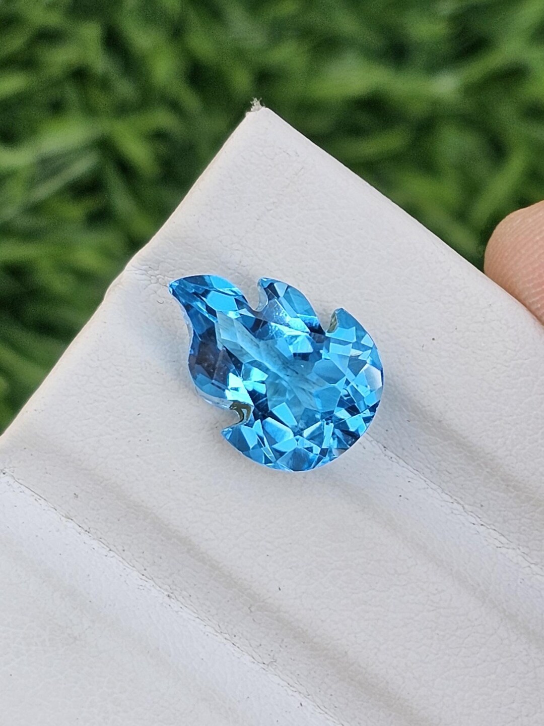 Natural Swiss Blue Topaz Fire Cut Gemstone: 6.58 Carat, 14.10x10.20mm ...