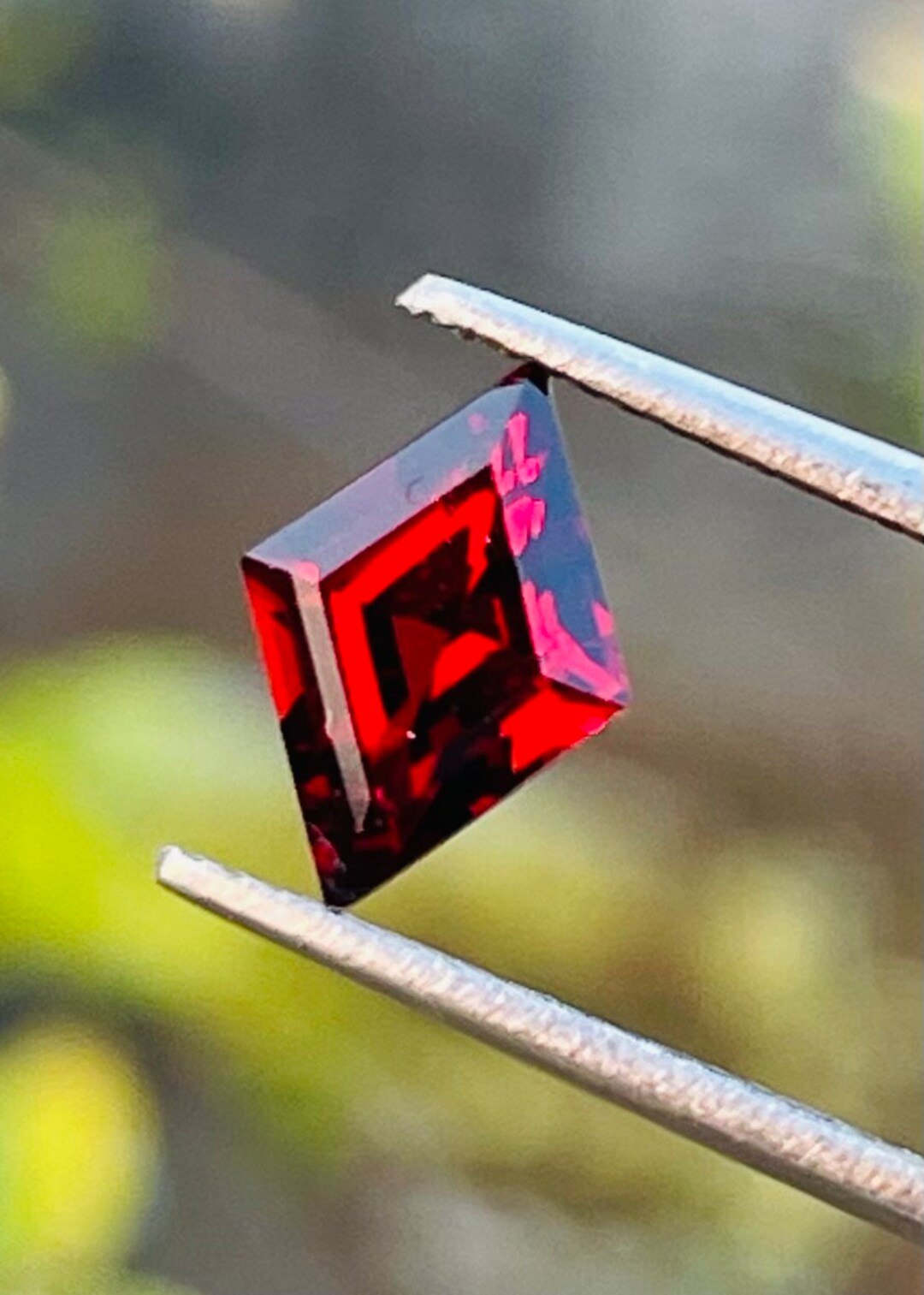 Natural Mozambique Garnet Lozenge Cut ( Special Custom Cut ) Size 10.18 ...