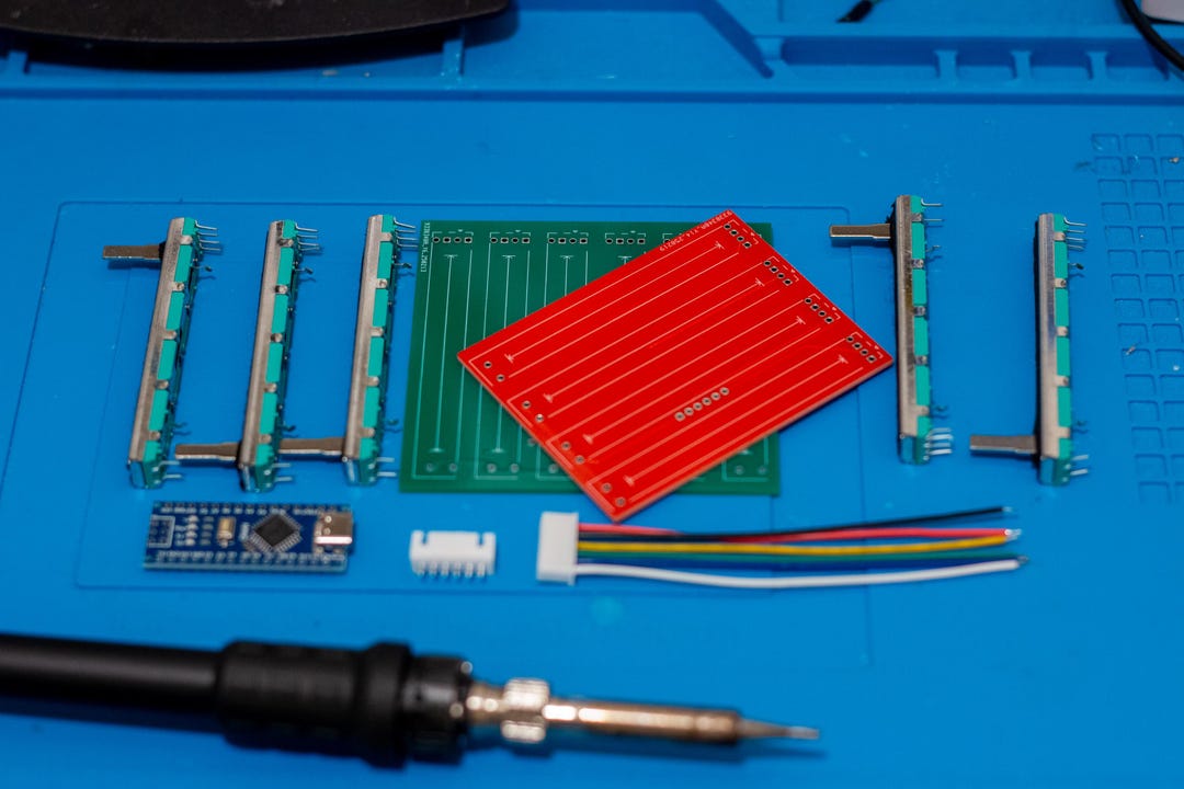 DIY Kit PC App Volume Control Mixer (deej: Windows) Sound Desk Sliders USB-C - Etsy