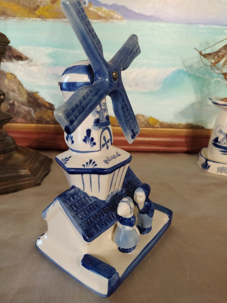 Sculpture en porcelaine Delft ancien "Blue Moulin à vent avec figurines ...