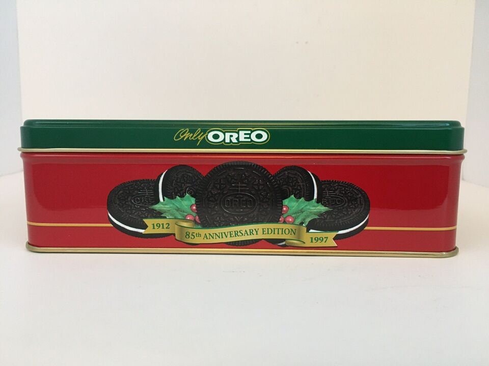 Collectible Only Oreo 85th Anniversary 1912-1997 Holiday Tin Box Santa ...