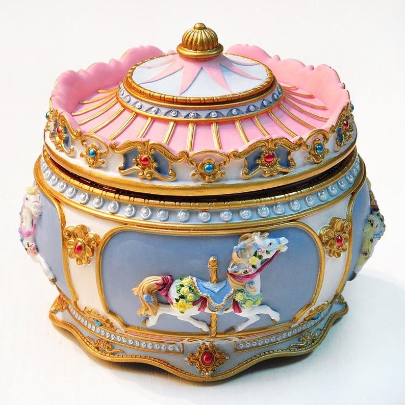 Personalized Carousel Music Box | Customized Chirstmas Gifts | Custom ...