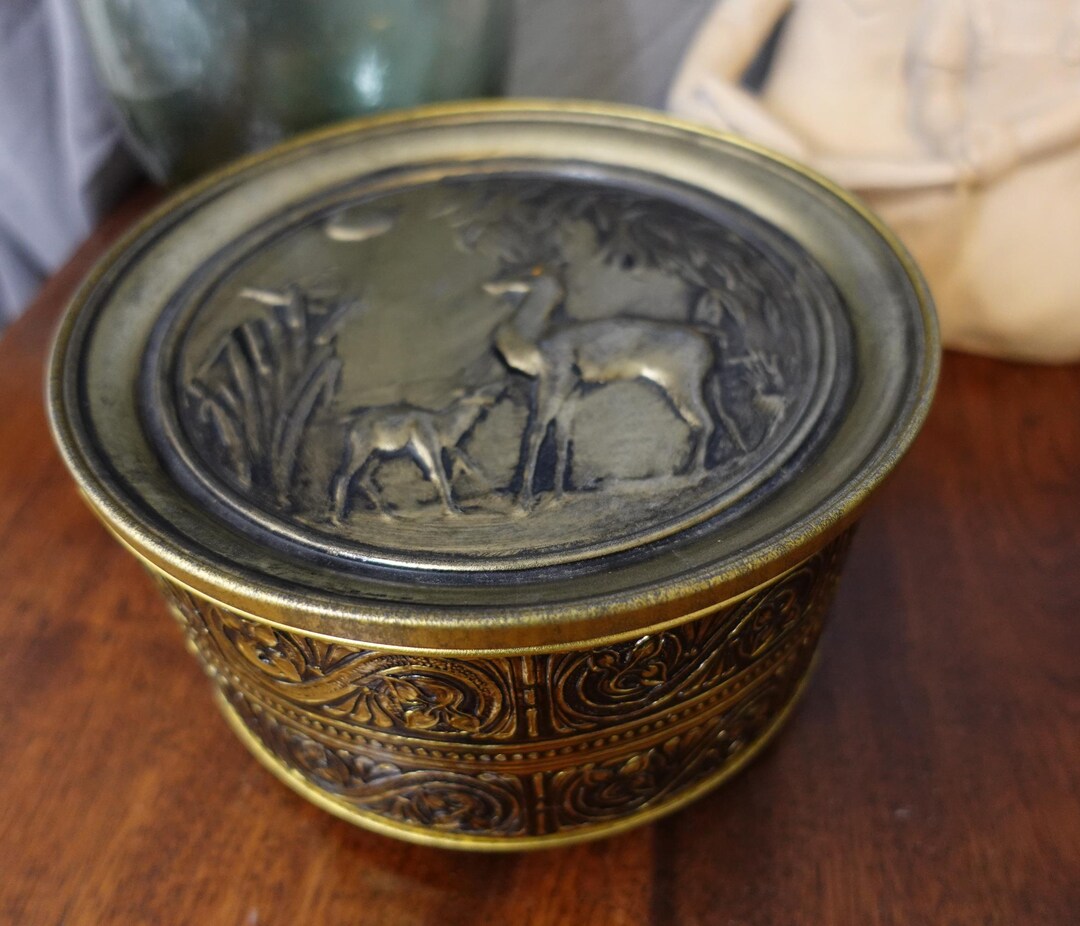 Vintage 1950s Guildcraft New York Tin Container With Embossed Deer Fawn ...