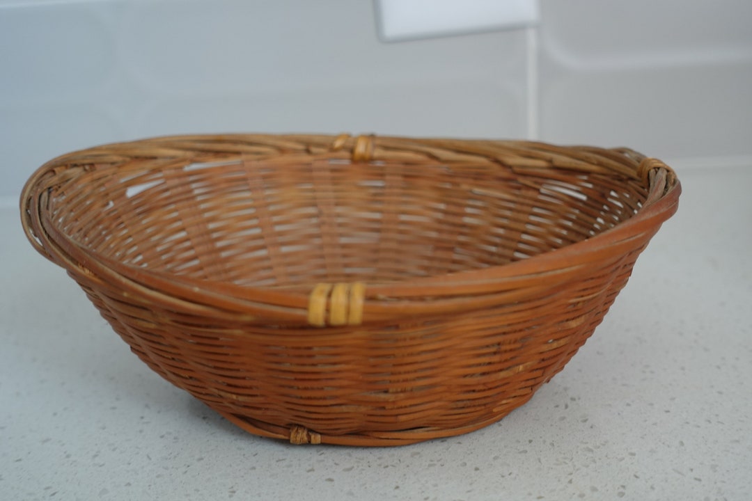 Vintage Small Oval Woven Basket Cottagecore Pantry Organizer Farmhouse ...