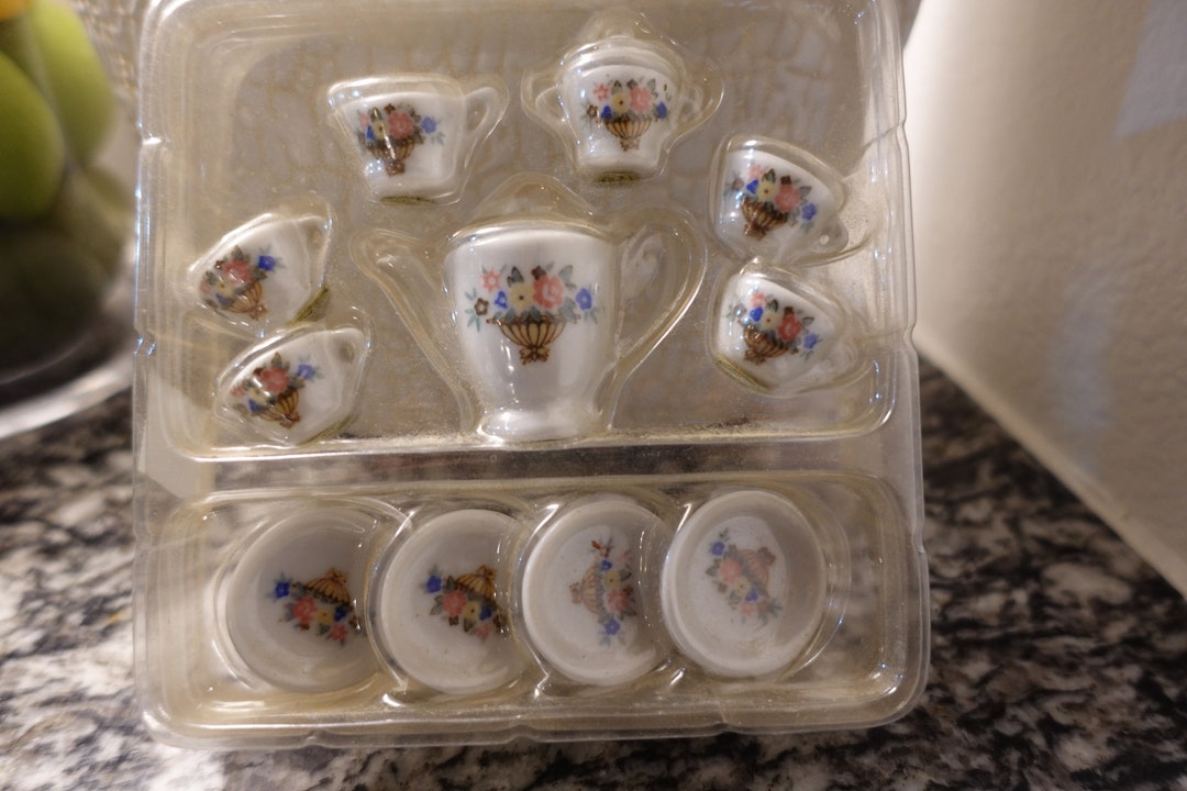 Vintage Ceramic Mini Garden Tea Party Set Complete Dollhouse ...