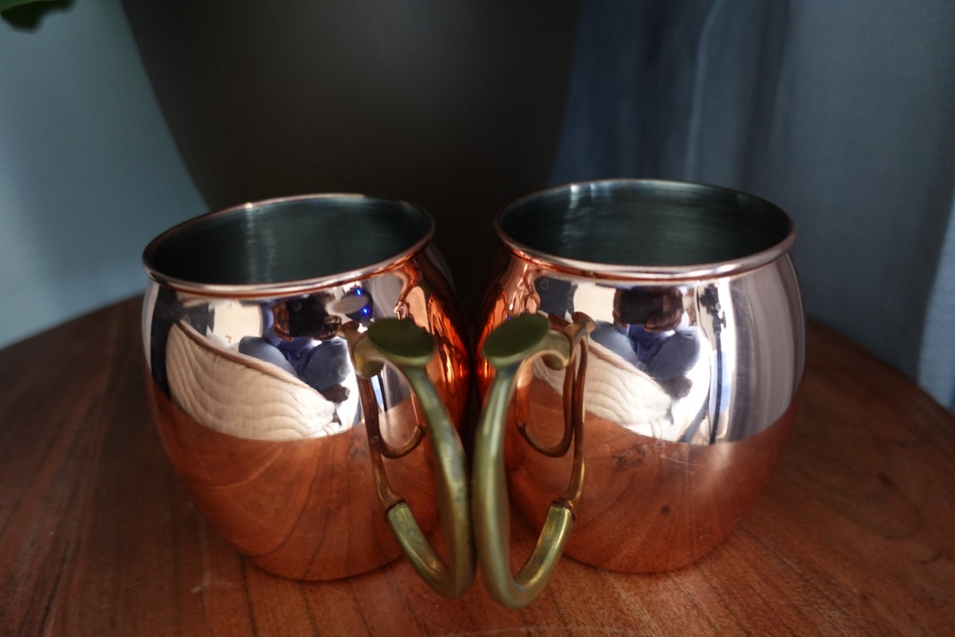 Oggi Moscow Mule Copper Mug 20-ounce Set Of 4 For Sale Old Dutch Brass Knuckle Moscow Mule Mug ...