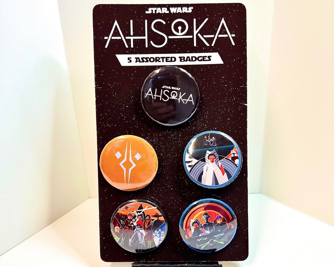 Ahsoka Tano star Wars Pin Badges 32mm - Etsy UK