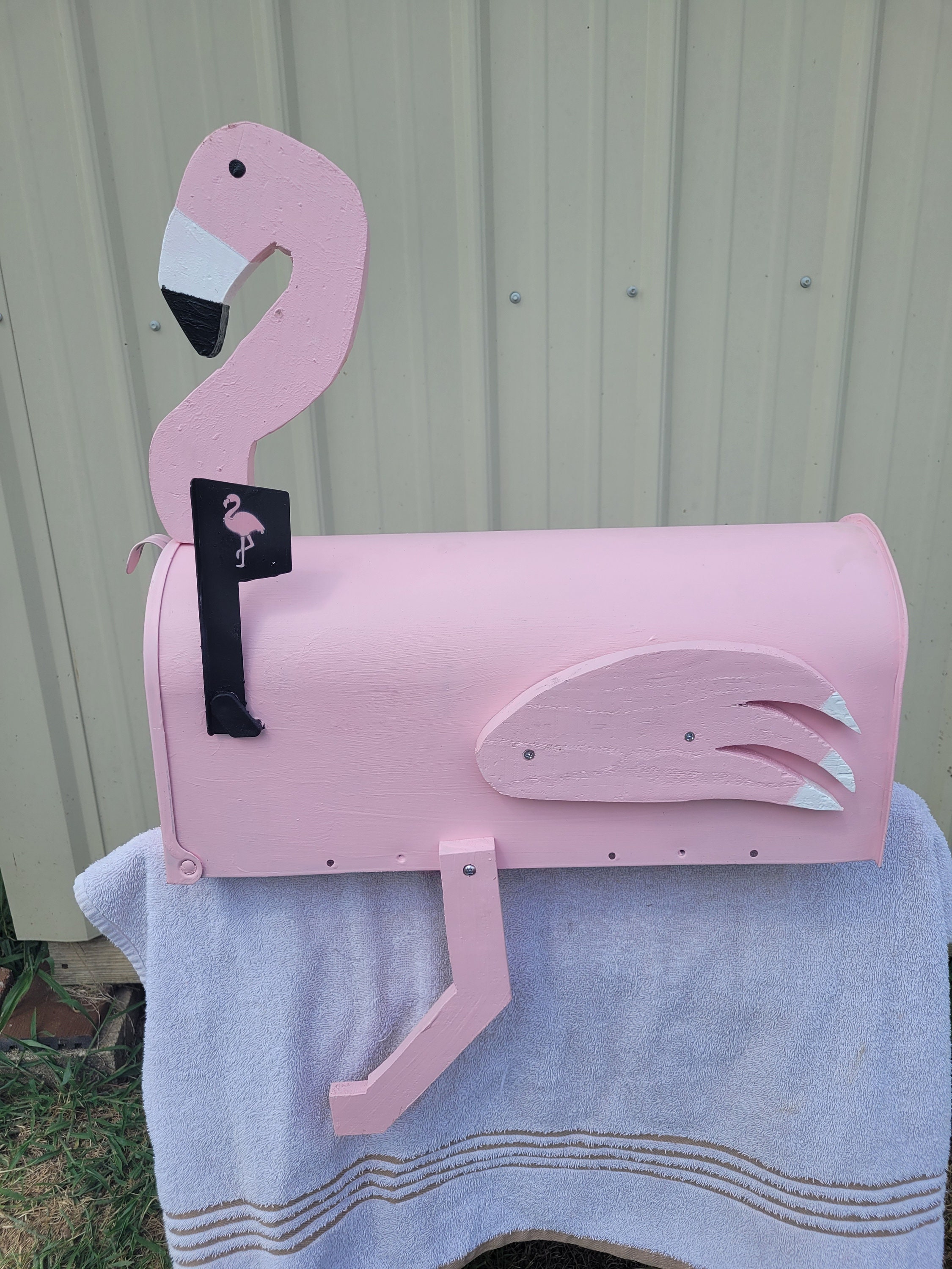Pink Flamingo Mailbox - Etsy