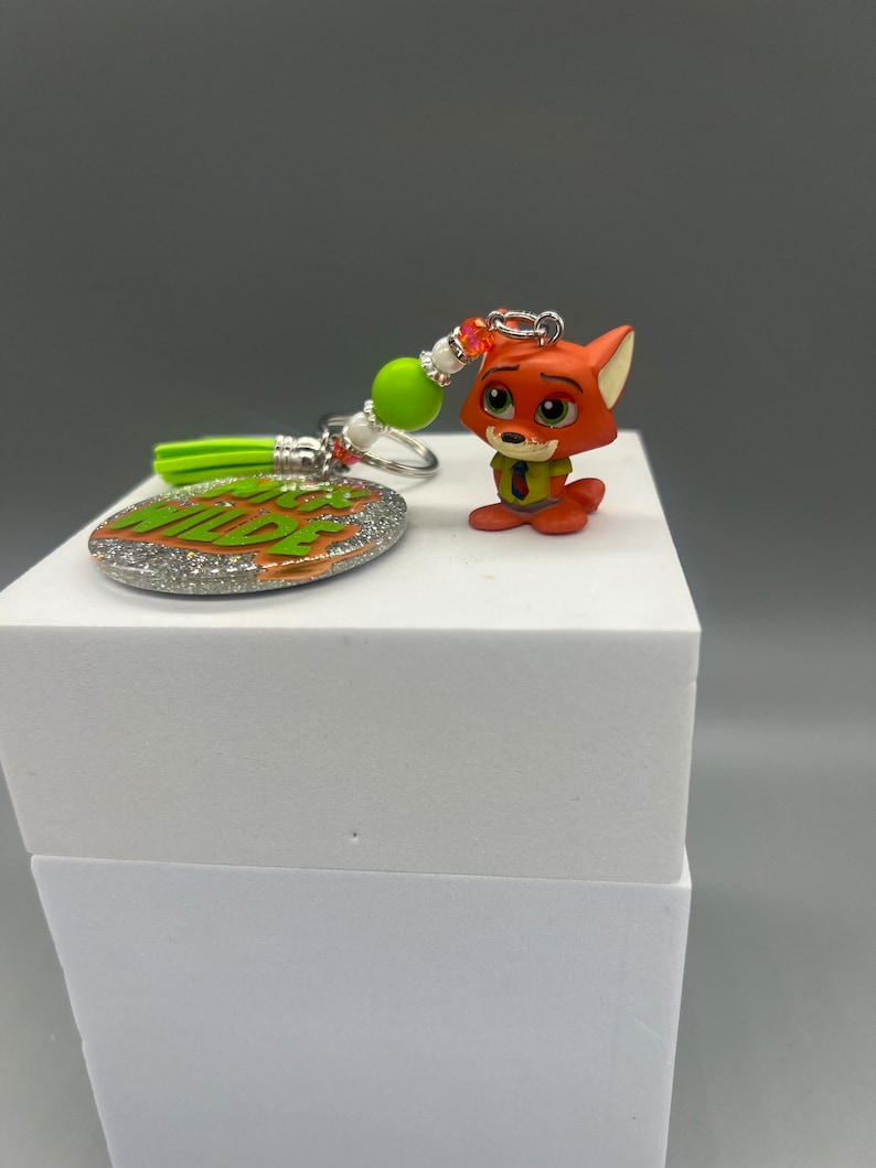 Nick Wilde From Zootopia One of a Kind Glitter Keychain Doorables ...