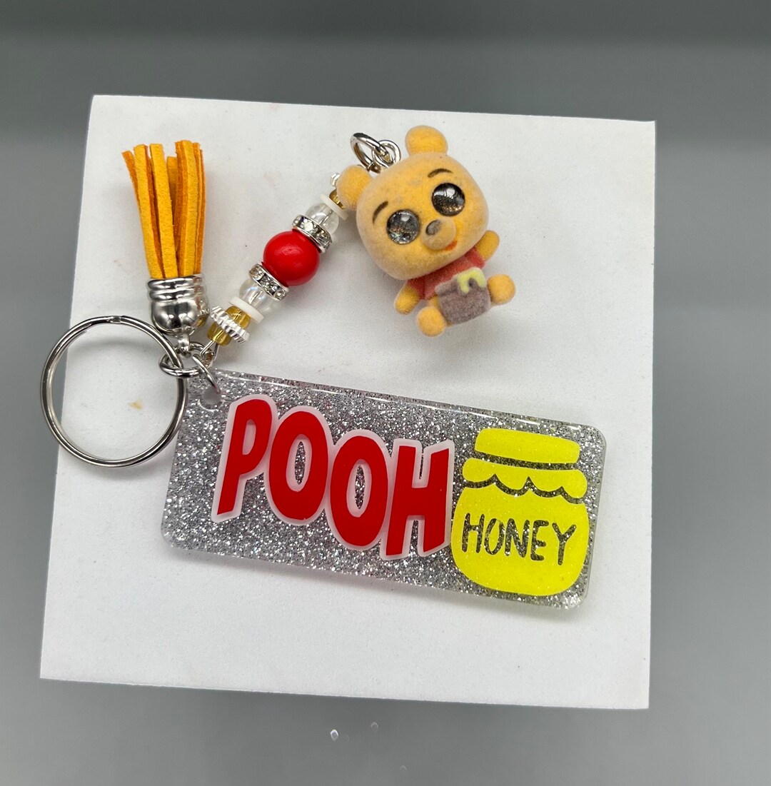 Winnie the Pooh (fuzzy) Glitter Keychain Doorables/winnie the Pooh Key ...