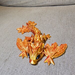 3D Printed Articulated Tiny Baby Lunar Wyvern, Desk Fidget Sensory ...