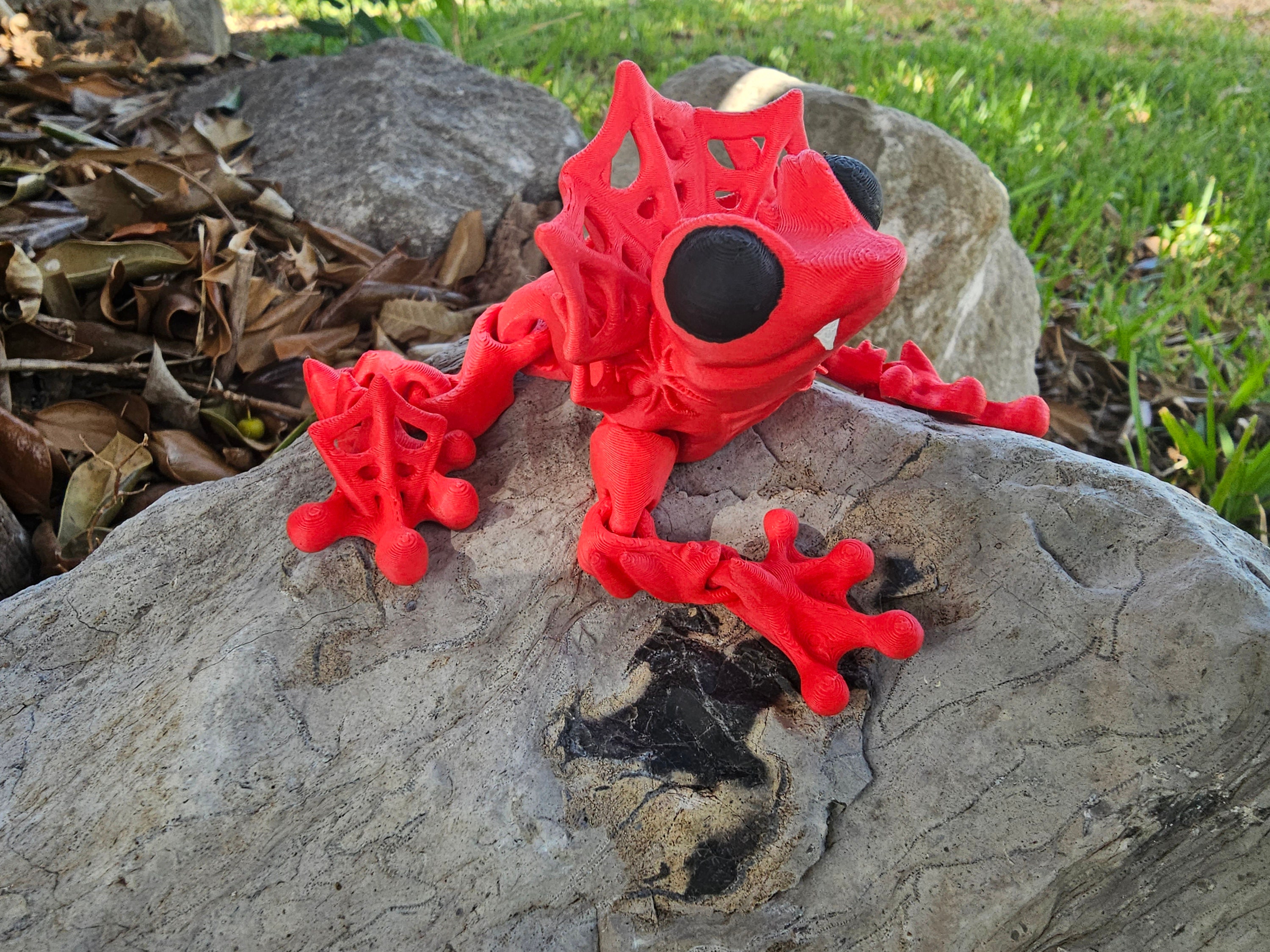 Count Frogula 3D Printed Articulated Vampire Frog by Cinderwing 3D ...