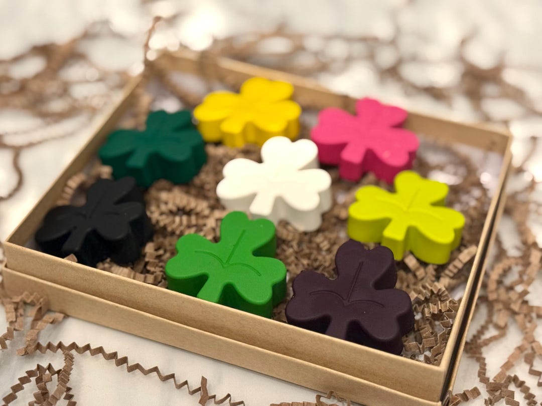 Shamrock Shaped Crayons, St. Patrick's Day Party Favors, Four Leaf ...