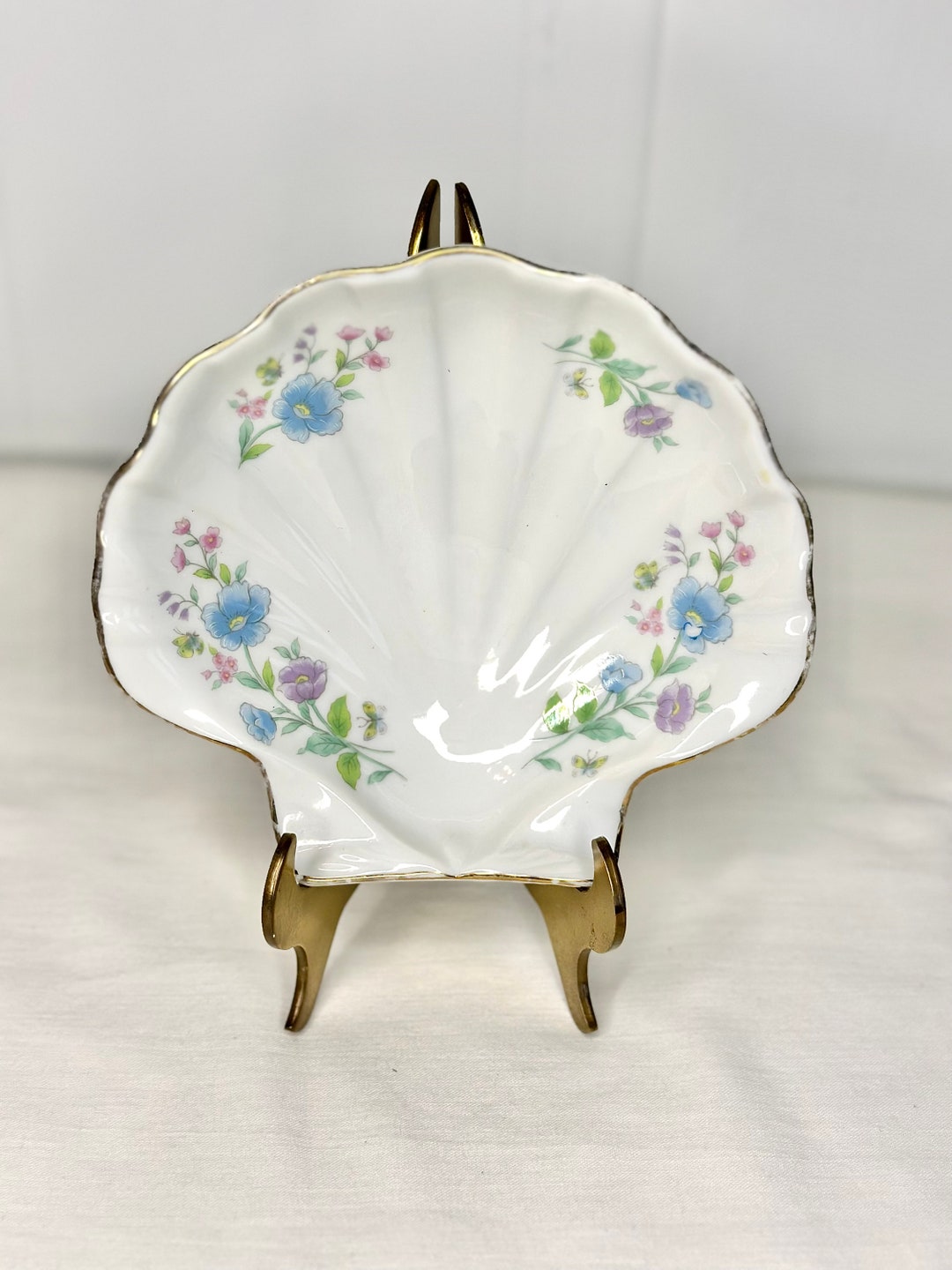 Vintage Porcelain Floral Clam Shell Dish - Etsy