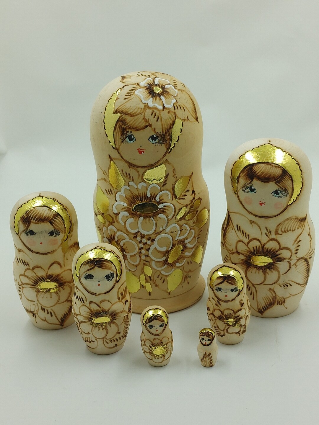 Vintage Nesting Dolls 7 Pcs - Etsy