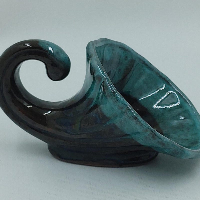 Canuck Pottery - Etsy Canada