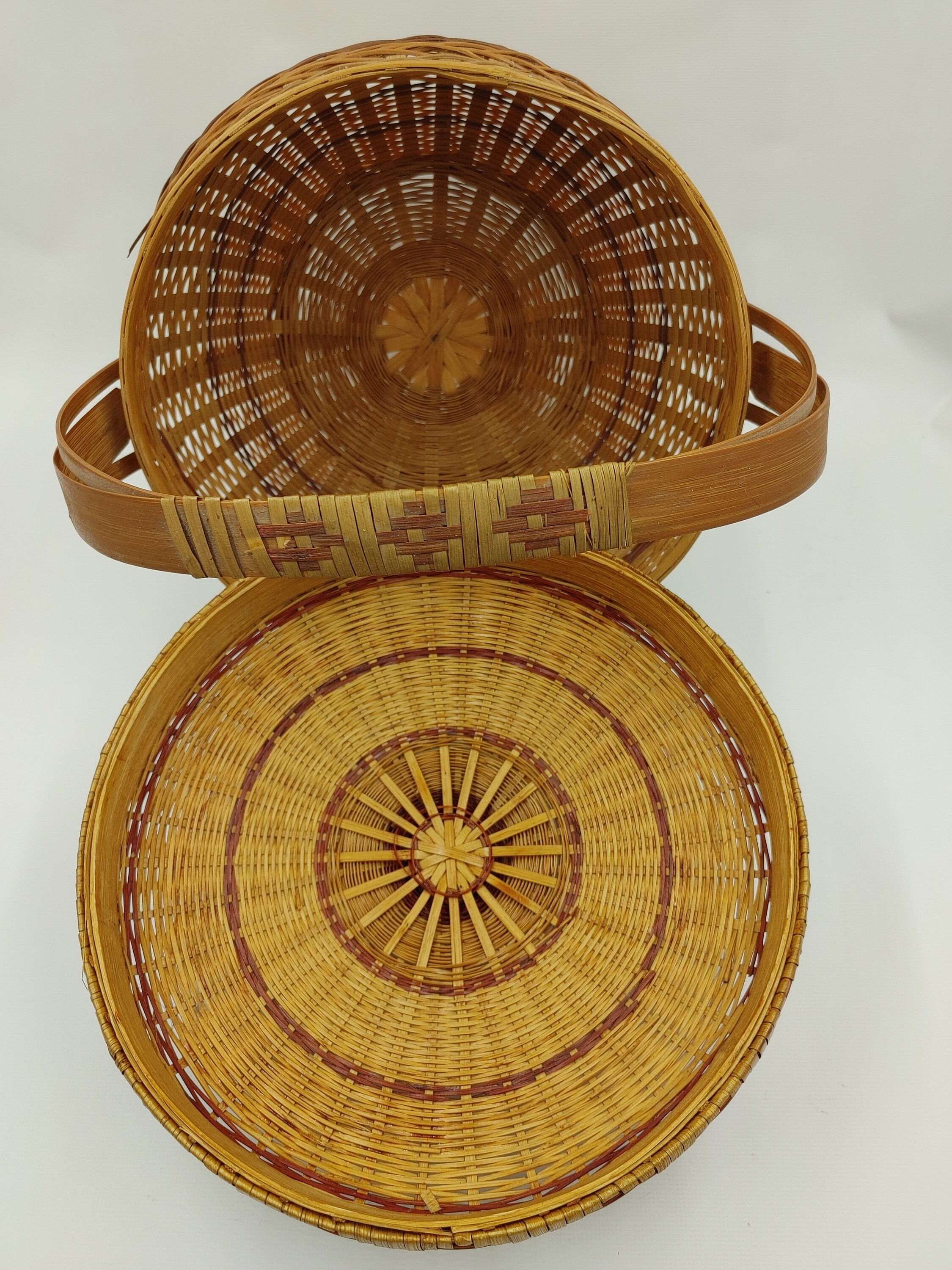 Vintage Woven Wicker and Bamboo Basket With Lid With Handle - Etsy