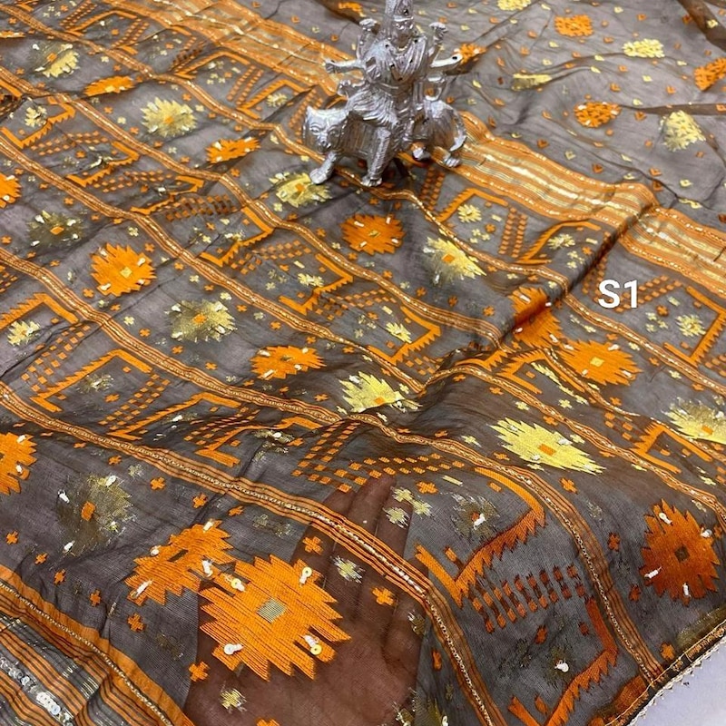 Jamdani Zari Saree - Etsy