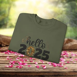 New Year 2025 Sweatshirt, Hello 2025 Winter Jumper, Unisex Crewneck ...