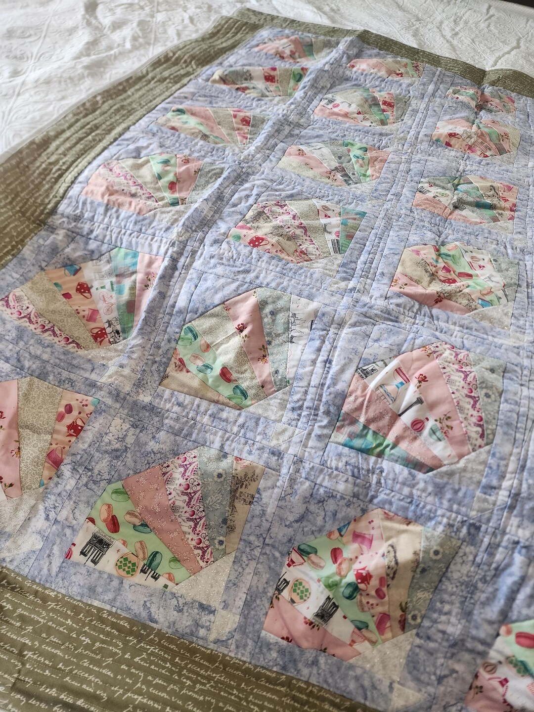 French Fabrics Parisian Fans-handmade Quilt - Etsy