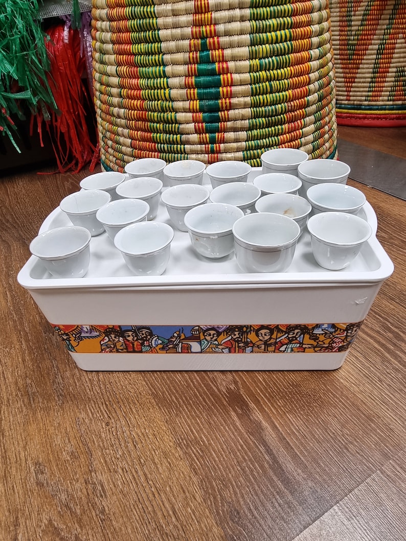 Ethiopian, Eritrean Tibeb Coffee Table, Rekebot, ጥበብ ረከቦት, አራት ተሽከርካሪ ...