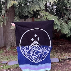 Night Court Logo Tapestry Crochet Graphghan Pattern | Officially ...