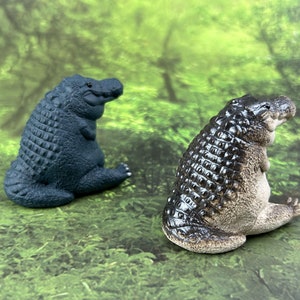 Cute Ceramic Alligator Sculpture: Adorable Crocodile Figurine for Tea ...