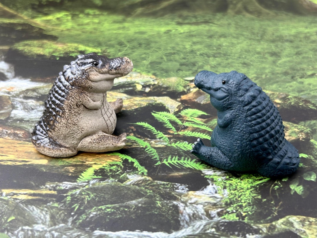 Cute Ceramic Alligator Sculpture: Adorable Crocodile Figurine for Tea ...