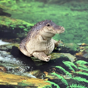 Cute Ceramic Alligator Sculpture: Adorable Crocodile Figurine for Tea ...