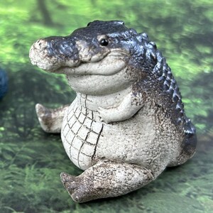 Cute Ceramic Alligator Sculpture: Adorable Crocodile Figurine for Tea ...
