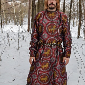 Alan, Khazar Silk Caftan From Moshchevaya Balka, Khazarian Kaganate 8th ...