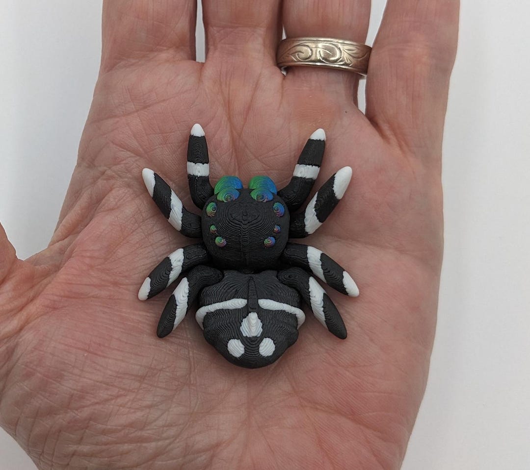 JUMPING ARTICULATING SPIDER , Fidget Toy, Desk Stress Toy - Etsy