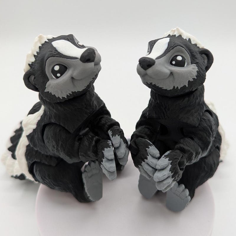 Realistic Skunk Figurine - Etsy