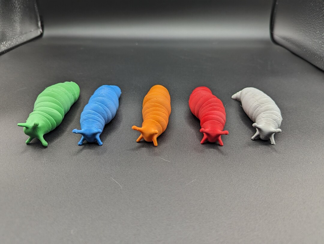 Slug 3D Printed Articulated Slug, Desk Toy Fidget Toy Gift 3d Print ...