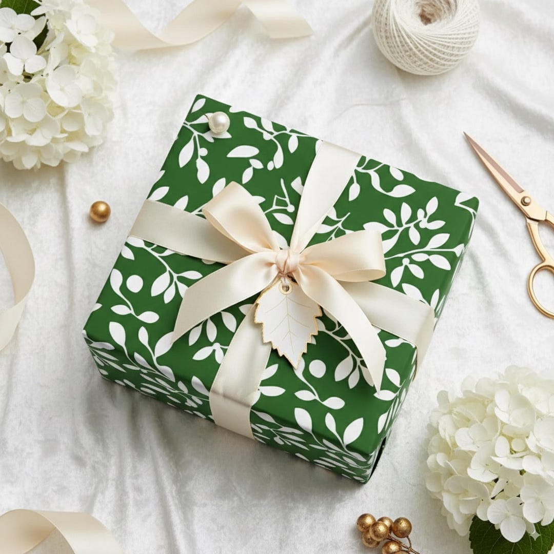 Botanical Leaf Wrapping Paper: Green Forest Foliage, Eco-friendly Gift ...