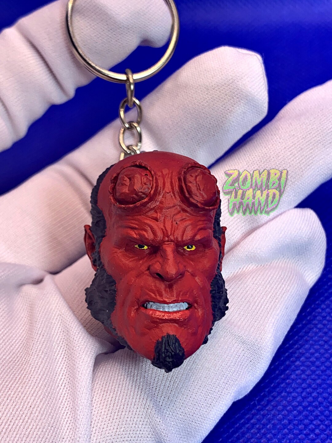 Hellboy Keychain, Realistic Hellboy Movie Keyring for Backpack and Keys ...