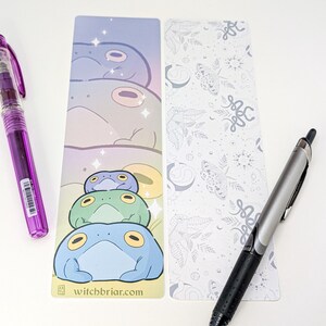 Stacked Frogs Bookmark - Kawaii Aesthetic - Glossy Cardstock - Etsy