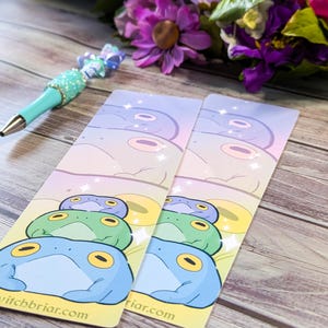 Stacked Frogs Bookmark - Kawaii Aesthetic - Glossy Cardstock - Etsy