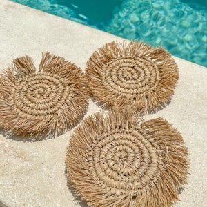 Round Raffia Coaster With Fringes - Etsy